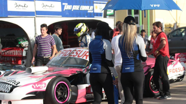 No habrá más promotoras en el automovilismo nacional :: Canal Verte