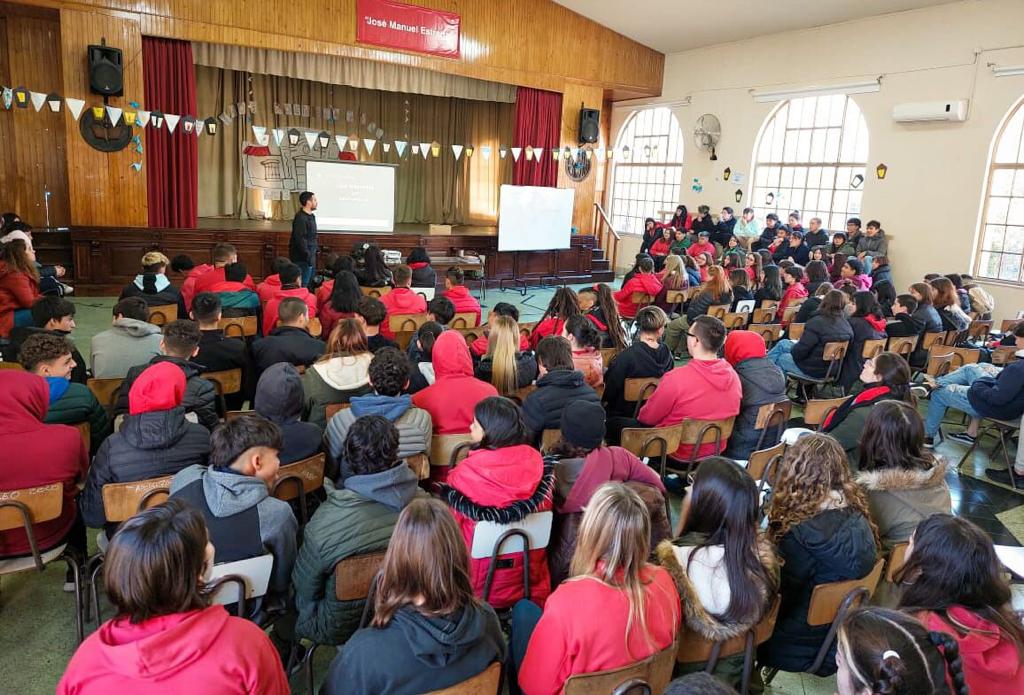 El Inadi brindó talleres para más de 2000 estudiantes :: Canal Verte