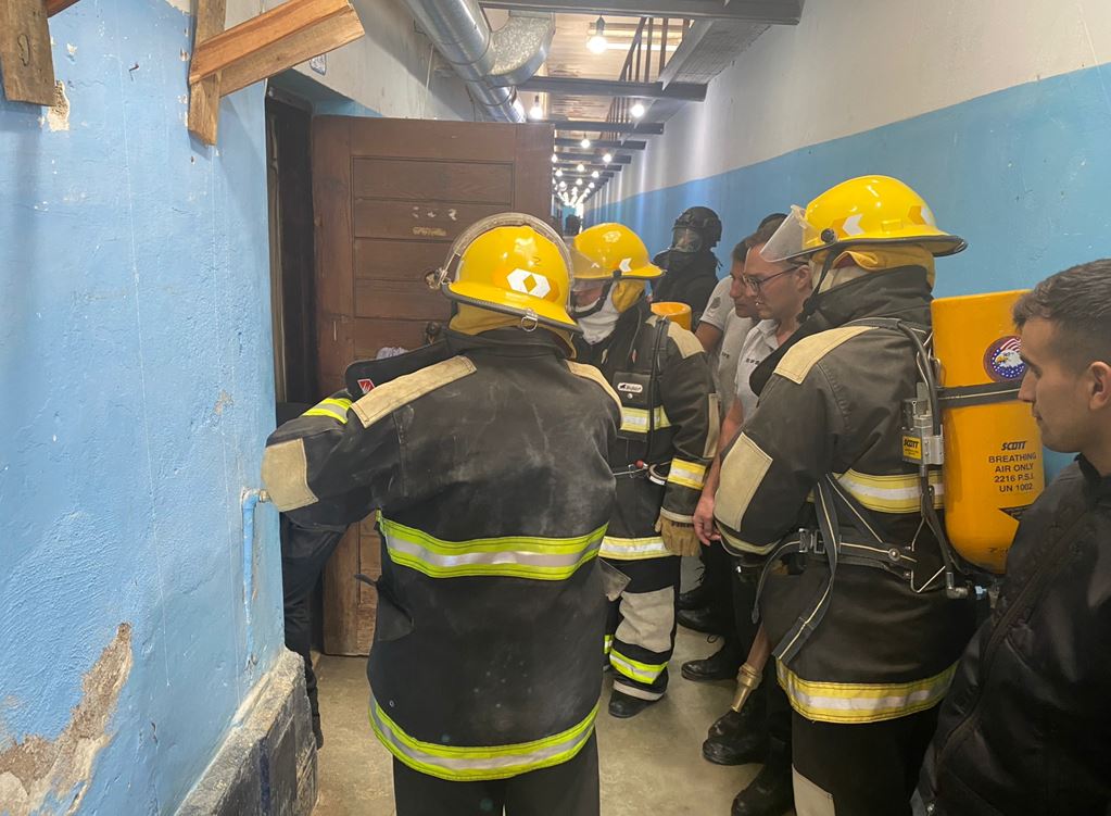 Simulacro de incendio en la Unidad 2 de Sierra Chica :: Canal Verte