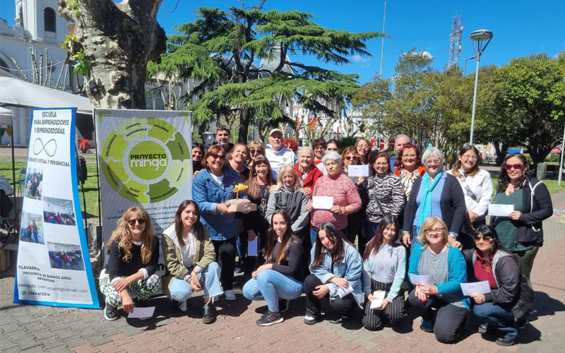 Tres días de feria en la Plaza para celebrar los 12 años de La Minga ...