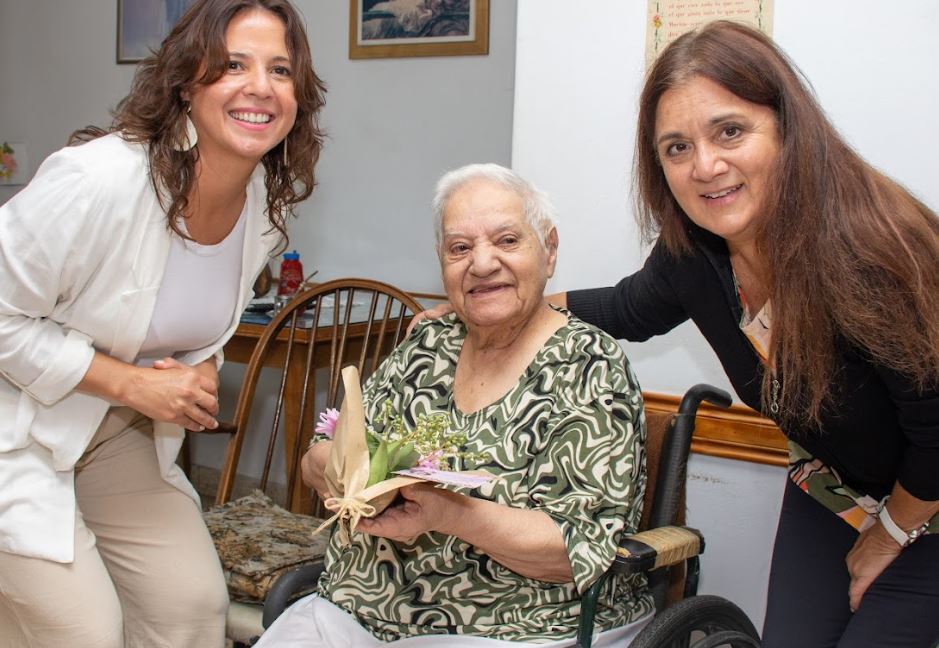 La Sociedad Libanesa homenajeó a mujeres en el 8M :: Canal Verte