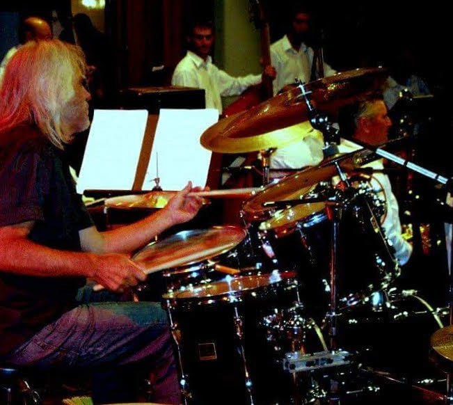 Roberto Peyrano brindará una clínica gratuita de batería :: Canal Verte